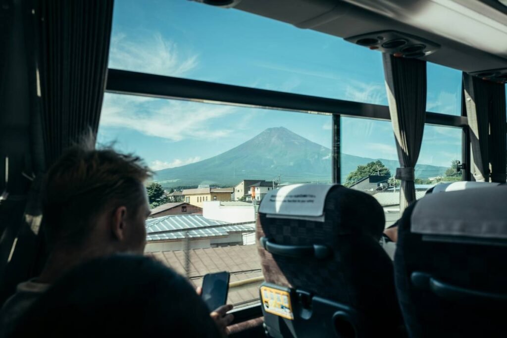 The Ultimate Guide to Elite Sightseeing Bus Tours: Luxury Redefined